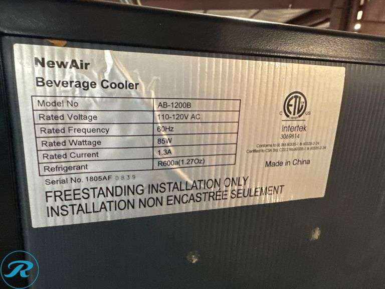 NewAir AB-1200B Beverage Cooler with Glass Door - Roller Auctions