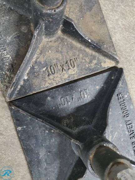 (2) Kobalt Steel Post Hole Tamper with 10×10 Base - Roller Auctions