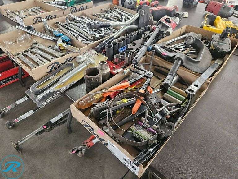 (5) Trays of Hand Tools - Roller Auctions