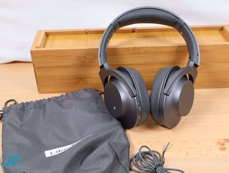 Sony WH-900N Overhead Headphones - Like New - Roller Auctions