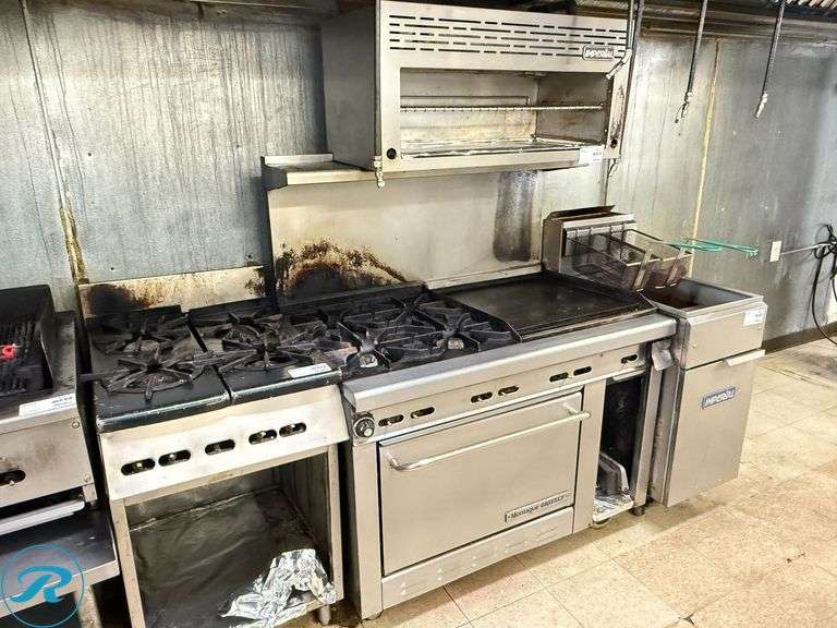 Montague Grizzly 6-Burner Range With 24" Griddle, Full Size Oven and ...