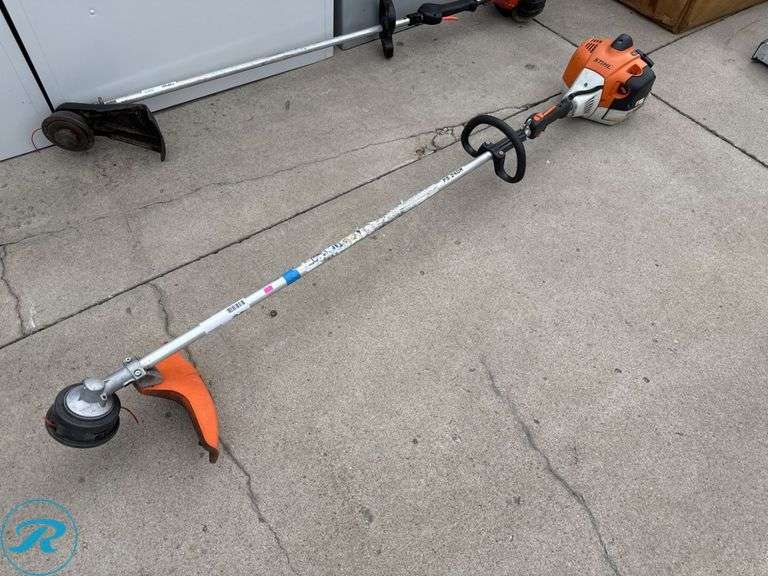 Stihl FS 240R Gas-Powered String Trimmer - Roller Auctions