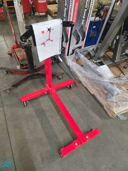 Pittsburgh 1000 lb. Capacity Engine Stand on Casters - Roller Auctions
