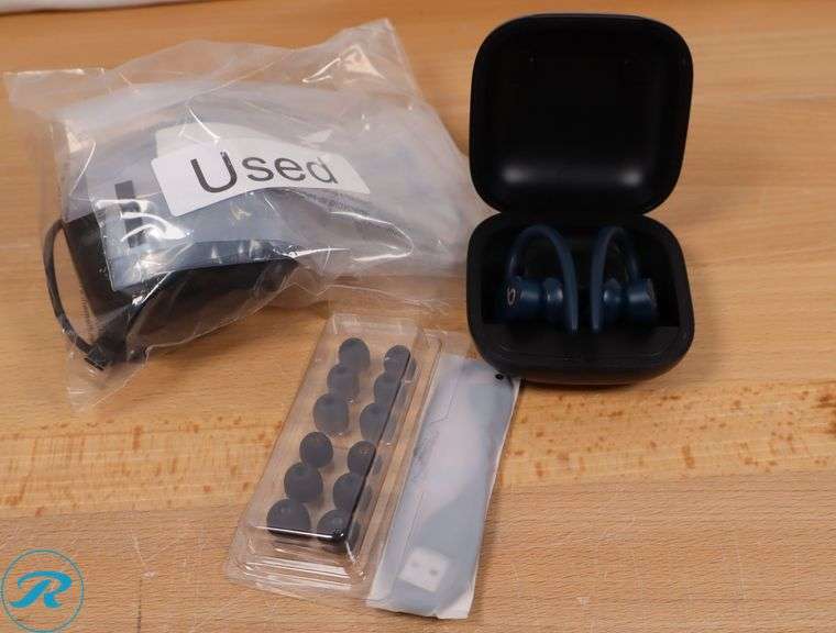 (2) Powerbeats Pro True Wireless Earbuds, Navy - Used - Roller Auctions