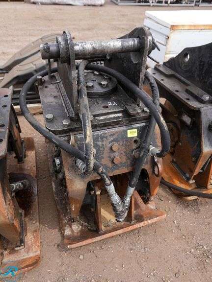 Caterpillar CVP40 Hydraulic Hed Shaker Attachment To Fit Caterpillar ...