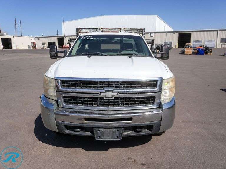 2009 Chevrolet Silverado 3500 RWD Flatbed Truck - Roller Auctions