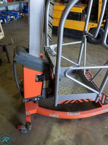 JLG Liftpod FS 60 Man Lift - Roller Auctions