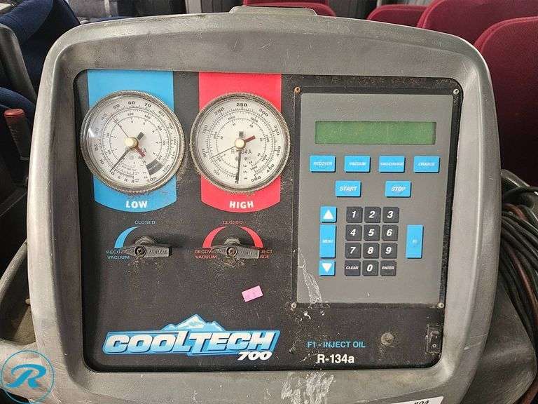 Robinair CoolTech 700 R-134a Refrigerant Recovery Machine - Roller Auctions