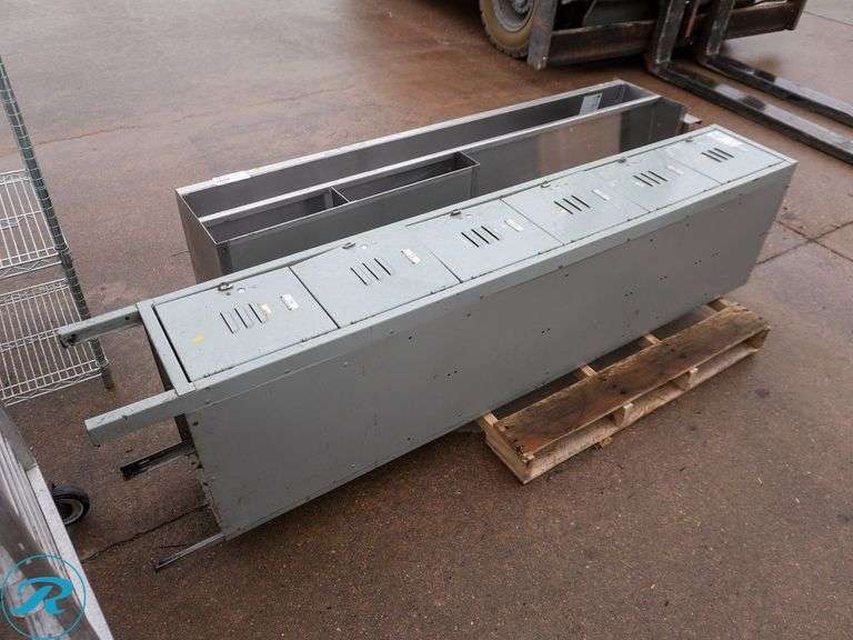 6-Compartment Locker - Roller Auctions