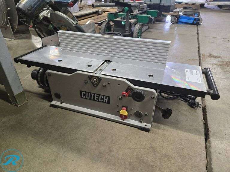 Cutech 40160H 8-Inch Benchtop Jointer with Universal Motor and 120V ...