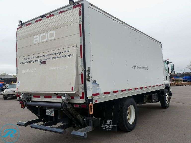 2019 Isuzu FTR S/A Van Body Truck - Roller Auctions