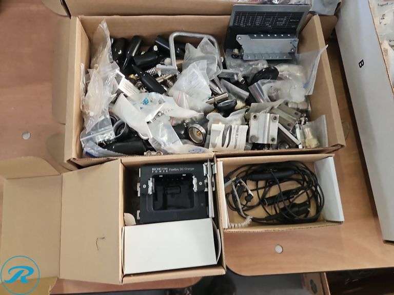 Computer Components and Antenna Repair Parts - Roller Auctions