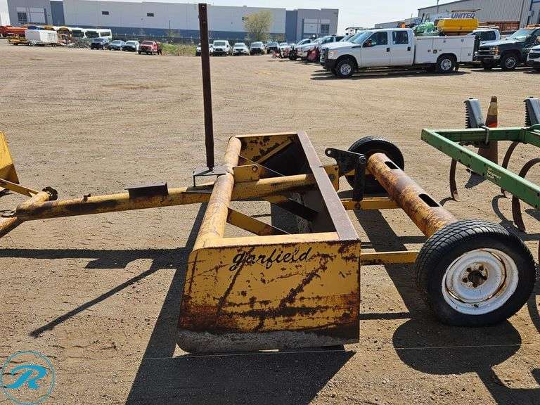 Garfield 6DS10 10' Pull Behind Drag Box Attachment - Roller Auctions