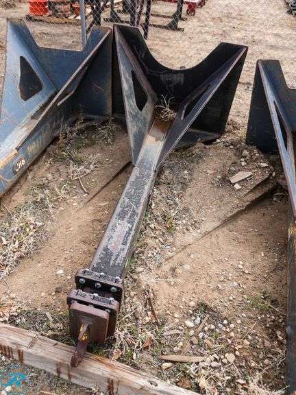 TAG 3-Stage Boom Attachment to Fit Front End Loader - Roller Auctions