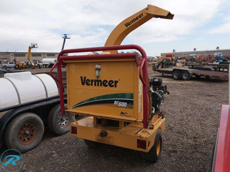 2011 Vermeer BC600XL Towable 6" Wood Chipper - Roller Auctions