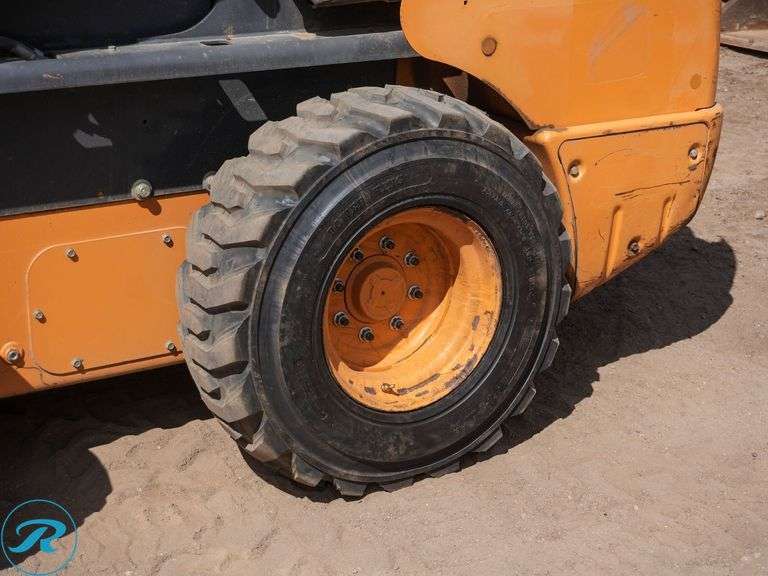 2014 Case SV250 Skid Steer Loader - Roller Auctions