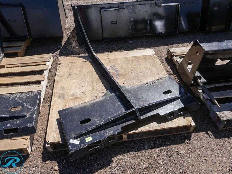 New Kit Containers Tree Boom Attachment to Fit Skid Steer Loader ...