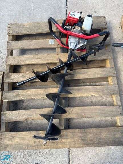 Predator Gas-Powered Earth Auger with Dual Auger Bits - Roller Auctions