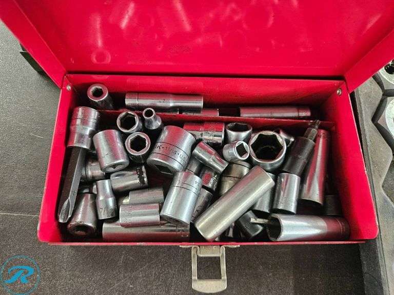 Assorted Tap and Die Sets, Bits, and Tools in Various Cases - Roller Auctions