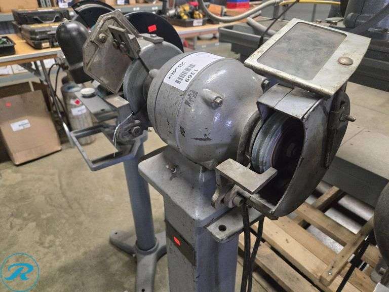 Titus Bench Grinder Model 6402 on Pedestal Stand - Roller Auctions