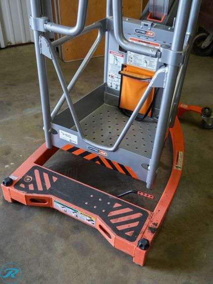 JLG Liftpod FS 60 Man Lift - Roller Auctions