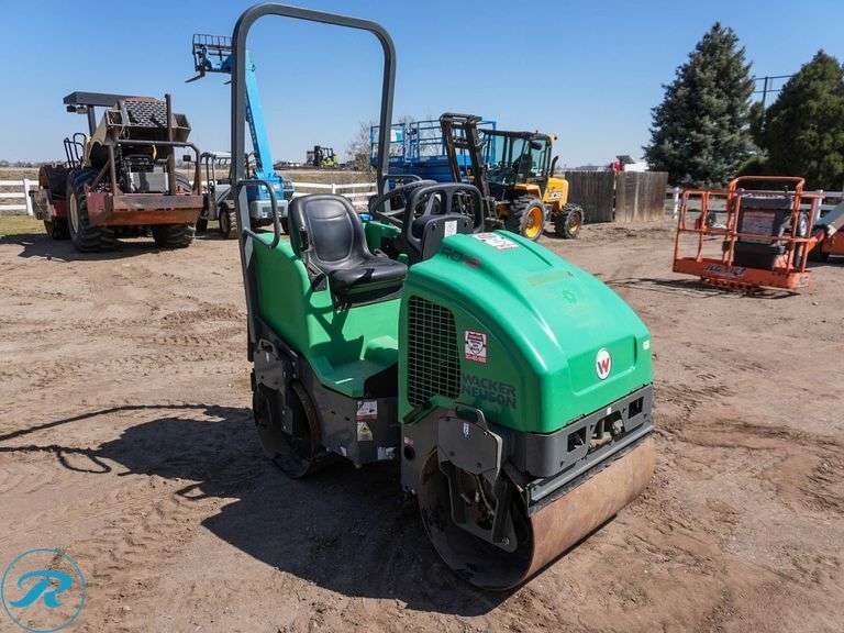 2018 Wacker Neuson RD12A Ride-On Vibratory Roller - Roller Auctions