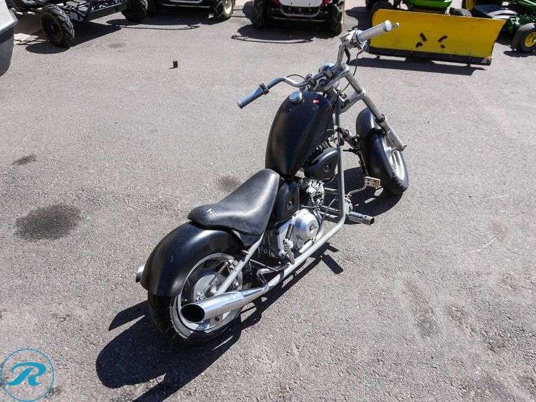 Mini Chopper Motorcycle, Gas, 50 CC - Roller Auctions