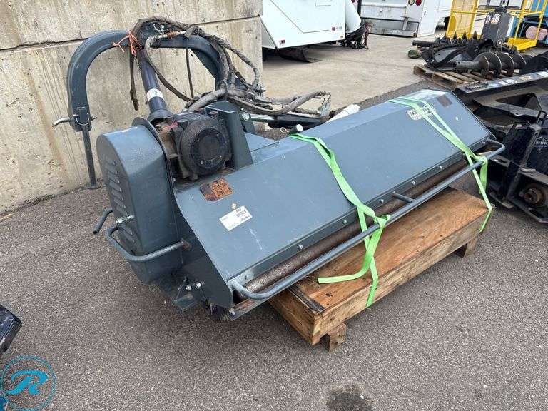 Flail Mower Attachment, 3pt, PTO, 69″ - Roller Auctions