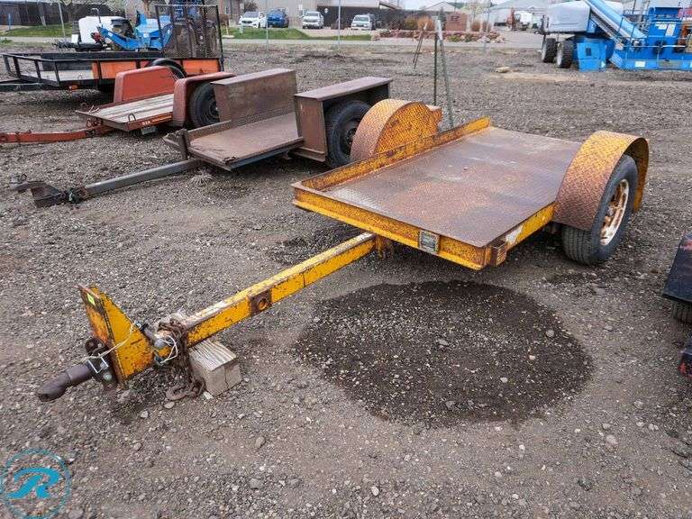2001 Butler S/A Tilt Deck Equipment Trailer - Roller Auctions