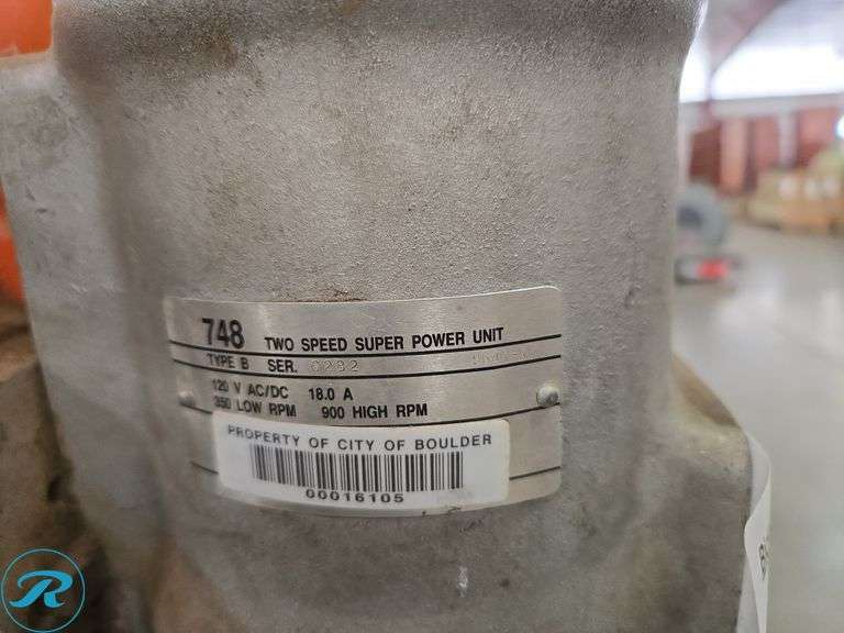 Black & Decker 748 Core Boring Drill With Stand and Vacuum Pump ...