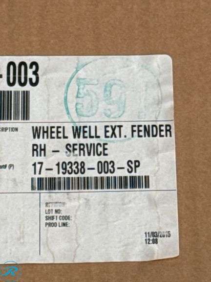 (2) Wheel Well Extenders, Fender RH – Service, Model 17-19338-003 ...