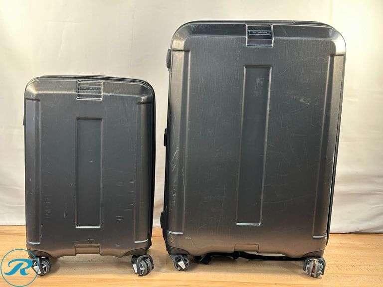 Samsonite 2-pc Hardside Luggage:Black- Used/Small Damage - Roller Auctions