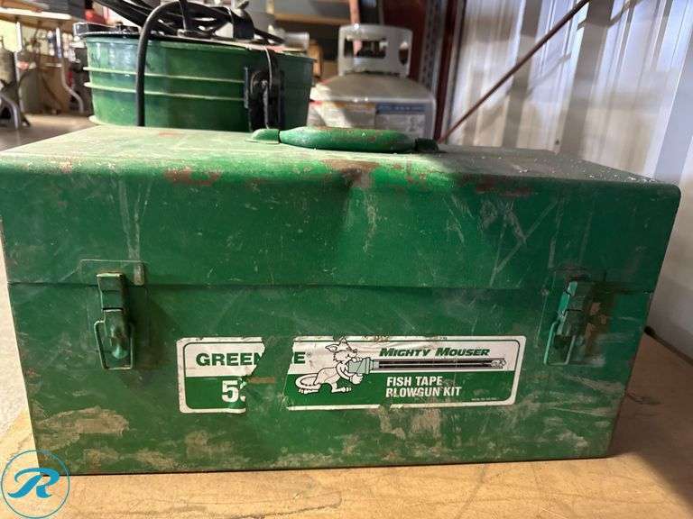 Greenlee 390 Vacuum/Blower and Greenlee 591 Mighty Mouser Fish Tape Kit ...