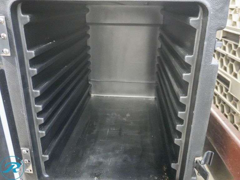 Carlisle Keep Warm Box - Roller Auctions