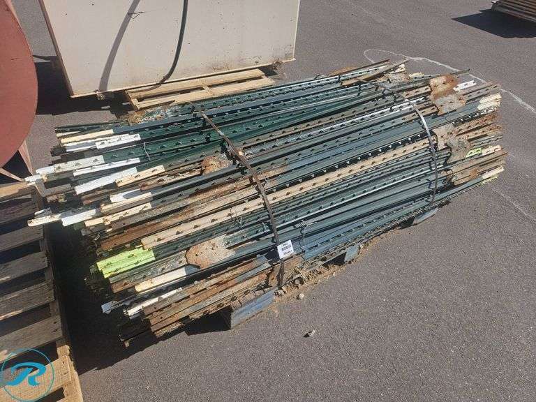 Bundle of Metal T-Posts for Fencing Applications - Roller Auctions