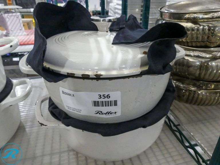 (2) Lodge, 5.7L Enamel Dutch Ovens - Roller Auctions