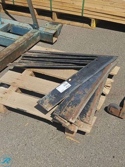 Pallet of Steel Angles and Flat Bars - Roller Auctions