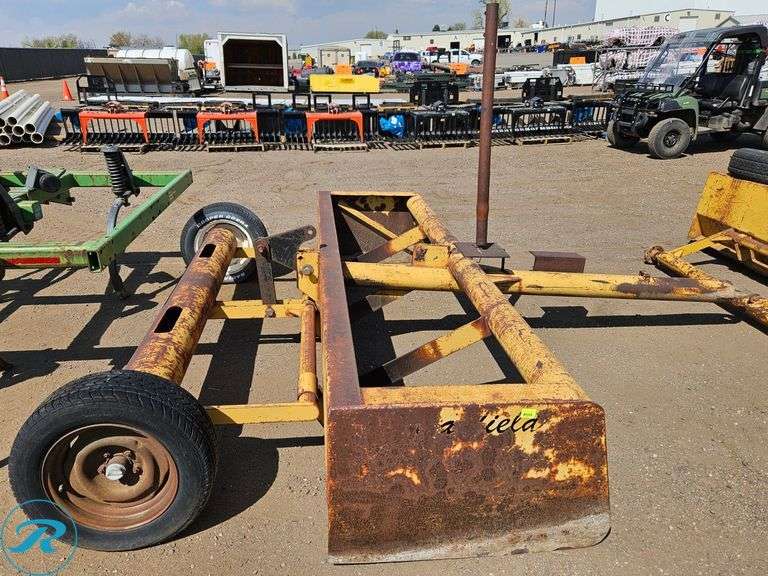 Garfield 6DS10 10' Pull Behind Drag Box Attachment - Roller Auctions