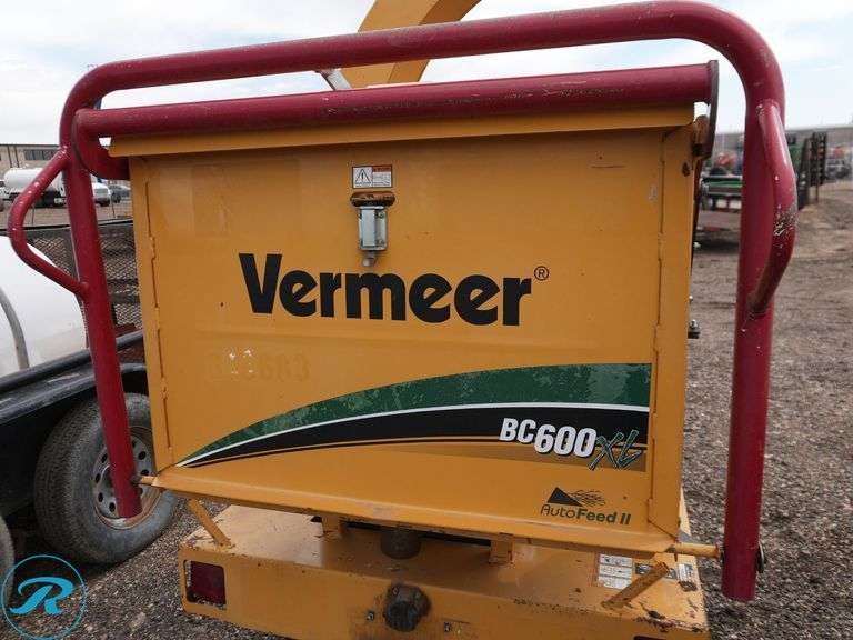 2011 Vermeer BC600XL Towable 6" Wood Chipper - Roller Auctions