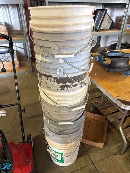 (9) Stack of Plastic 5-Gallon Buckets (15 Total) - Roller Auctions