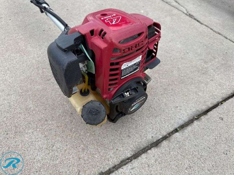 Honda HHT35S Gas-Powered Brush Cutter with Blade Attachment - Roller ...