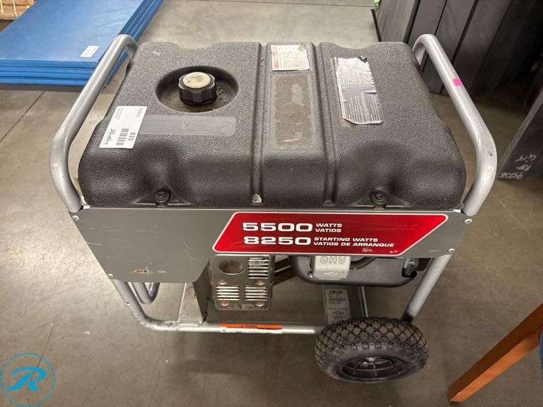 Briggs & Stratton Portable Generator, 5500 Watts, Gas-Powered - Roller ...