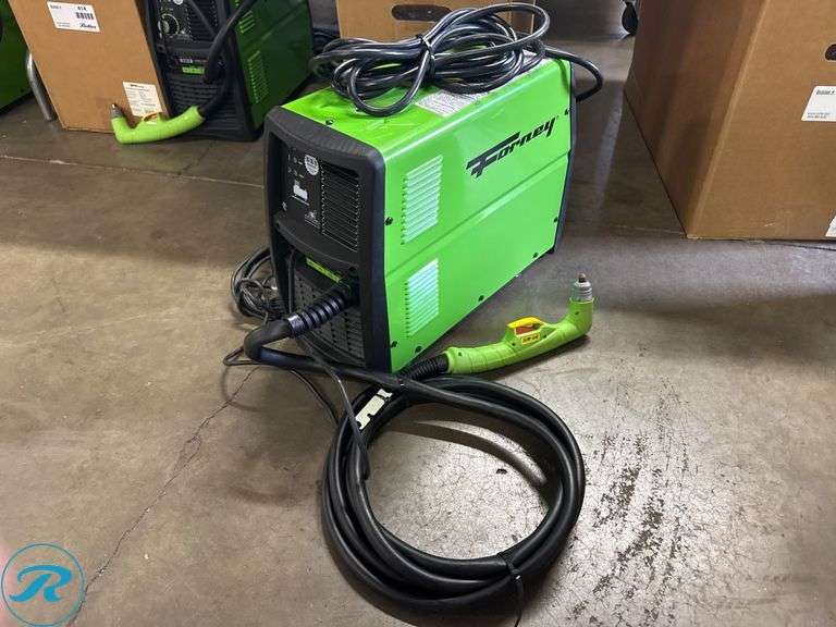 Forney 250P Plasma Cutter with Cables and Torch, 120V, 12 Amps - Roller Auctions