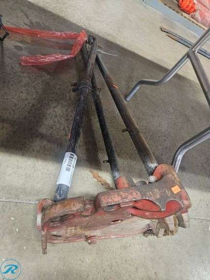 Rigid Pipe Tri Stand with Folding Legs - Roller Auctions