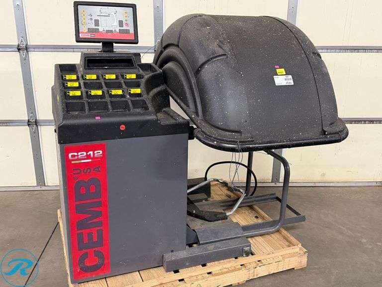 2016 Cemb C212 Wheel Balancer, 115V - Roller Auctions