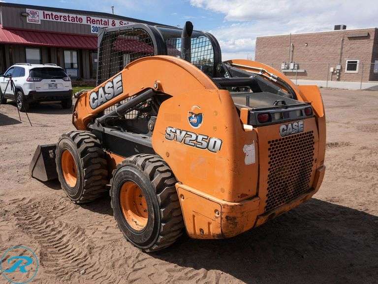 2014 Case SV250 Skid Steer Loader - Roller Auctions