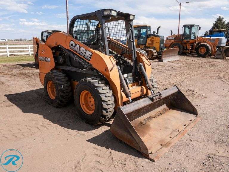 2014 Case SV250 Skid Steer Loader - Roller Auctions