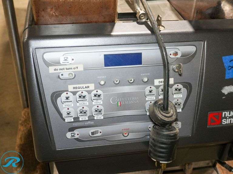 Fetco CBS-2032e Extractor Coffee Brewer, 120/208-240V - Roller Auctions