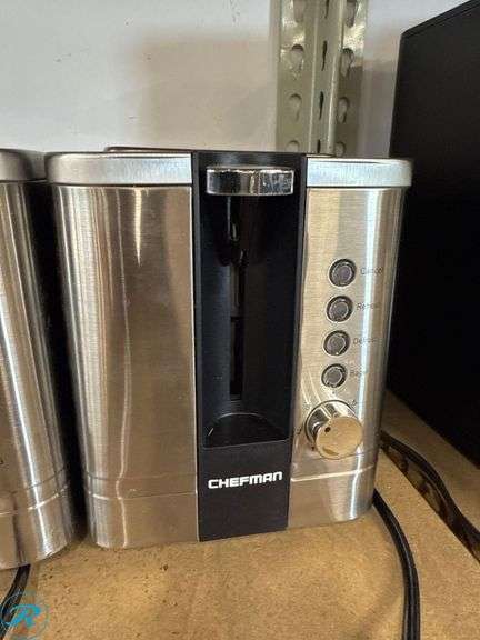 (2) Chefman Stainless Steel 2-Slice Toasters With Adjustable Settings - Roller Auctions