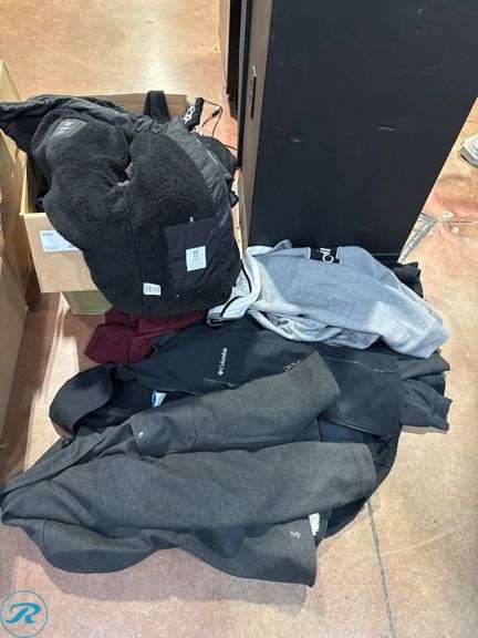 Box of Jackets and Clothing, Assorted Sizes - Roller Auctions